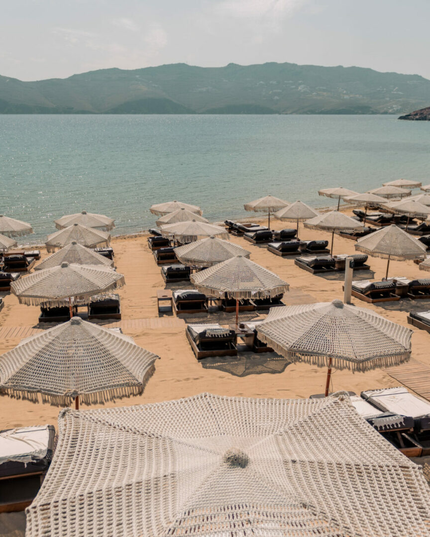 Top 5 Beach Clubs in Mykonos for an Unforgettable Experience | Lodge ...